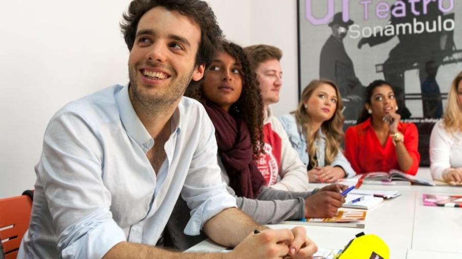 Ecole de langue Séville - CLIC International House, cours de/d'Espagnol ...